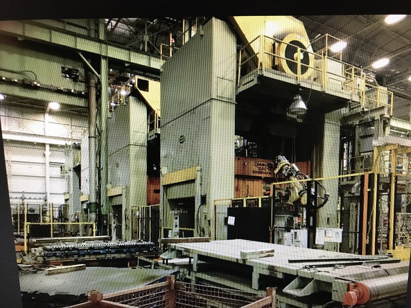 1000 Ton Danly SE4-1000-144-84 Press | G-2000 Inc.