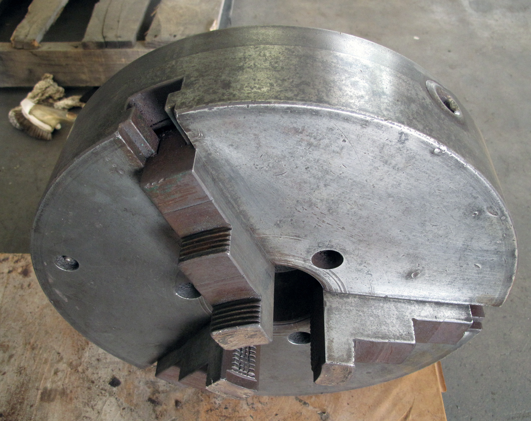 USED, 15″ 3-JAW CHUCK, 3″ THRU-HOLE, L-2 MOUNT, 1 PIECE JAWS | Harris ...