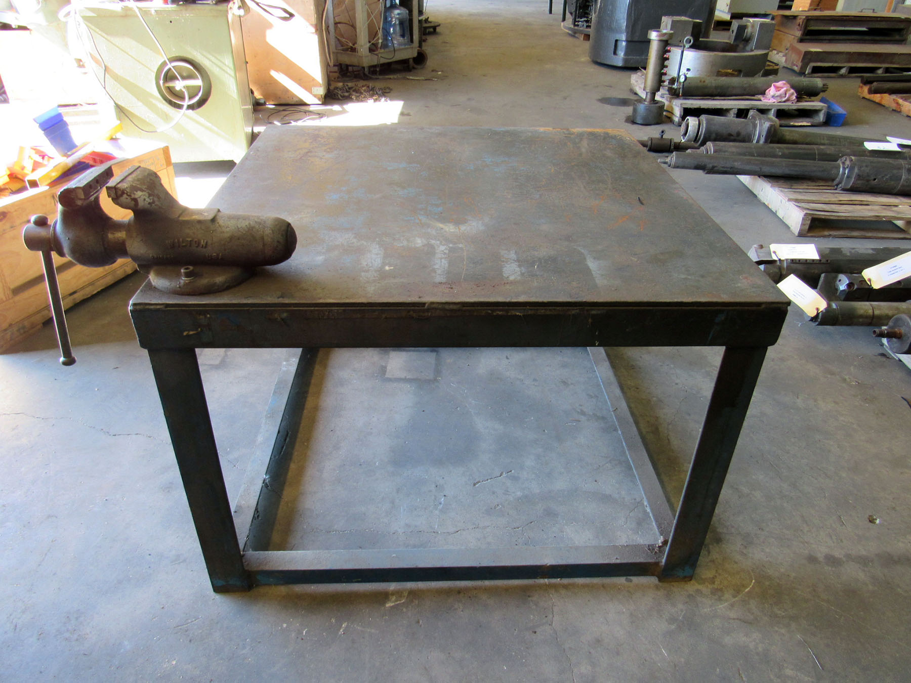 USED, HEAVY DUTY METAL TABLE WITH VISE | Harris Machine Tools