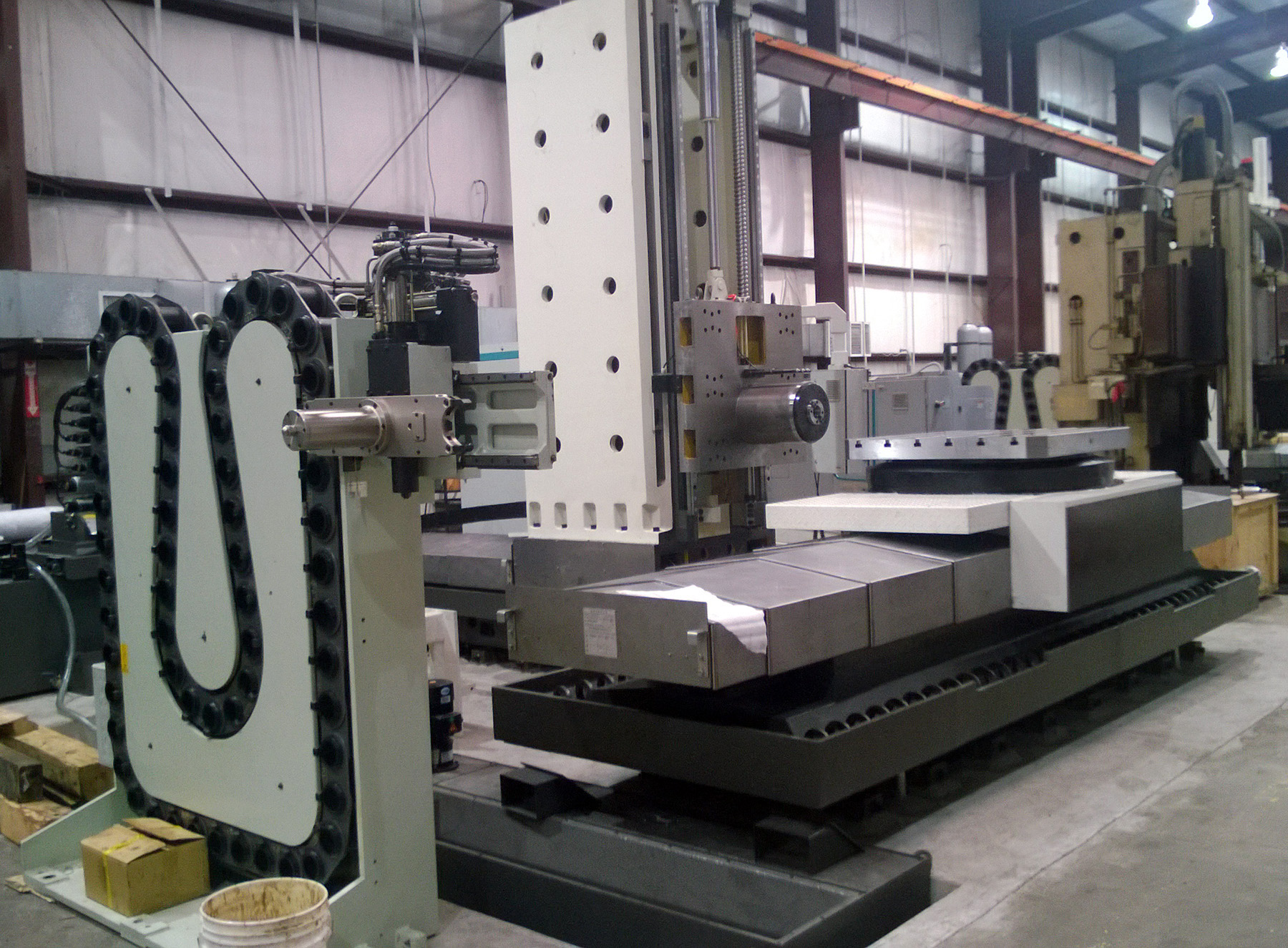 NEW, 2000 X 1400 CNC HORIZONTAL MACHINING CENTER | Harris Machine Tools