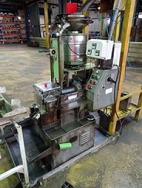 SHIMAZU SUPER 2F - Nut Tappers | Machine Hub