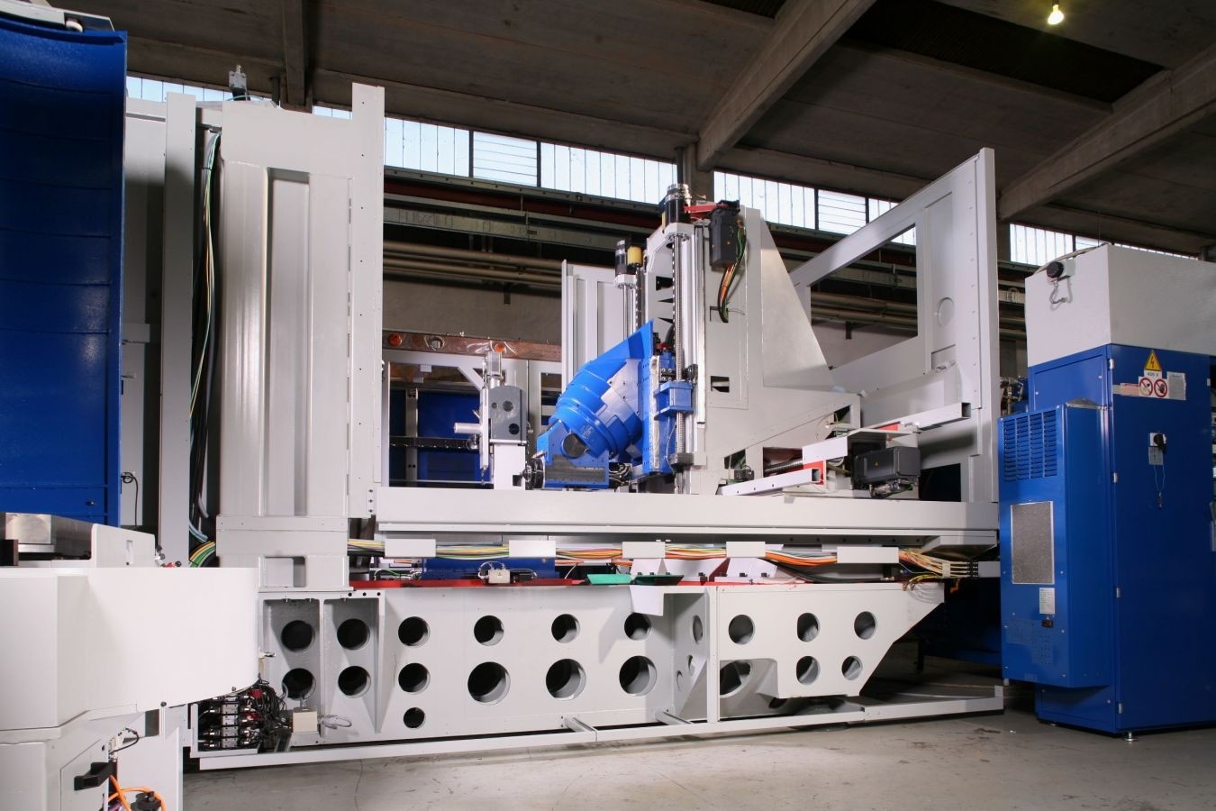 Mandelli Spark X 2100 CNC Horizontal Machining Center | Machine Tool ...