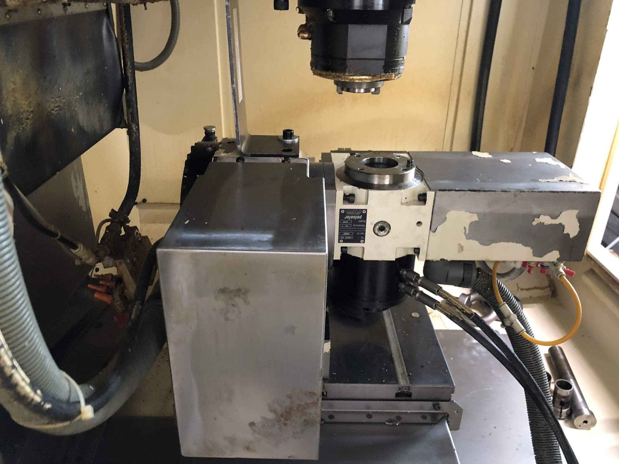 2008 FANUC Robodrill a-T21iF – 5 Axis – Vertical Machining Center ...