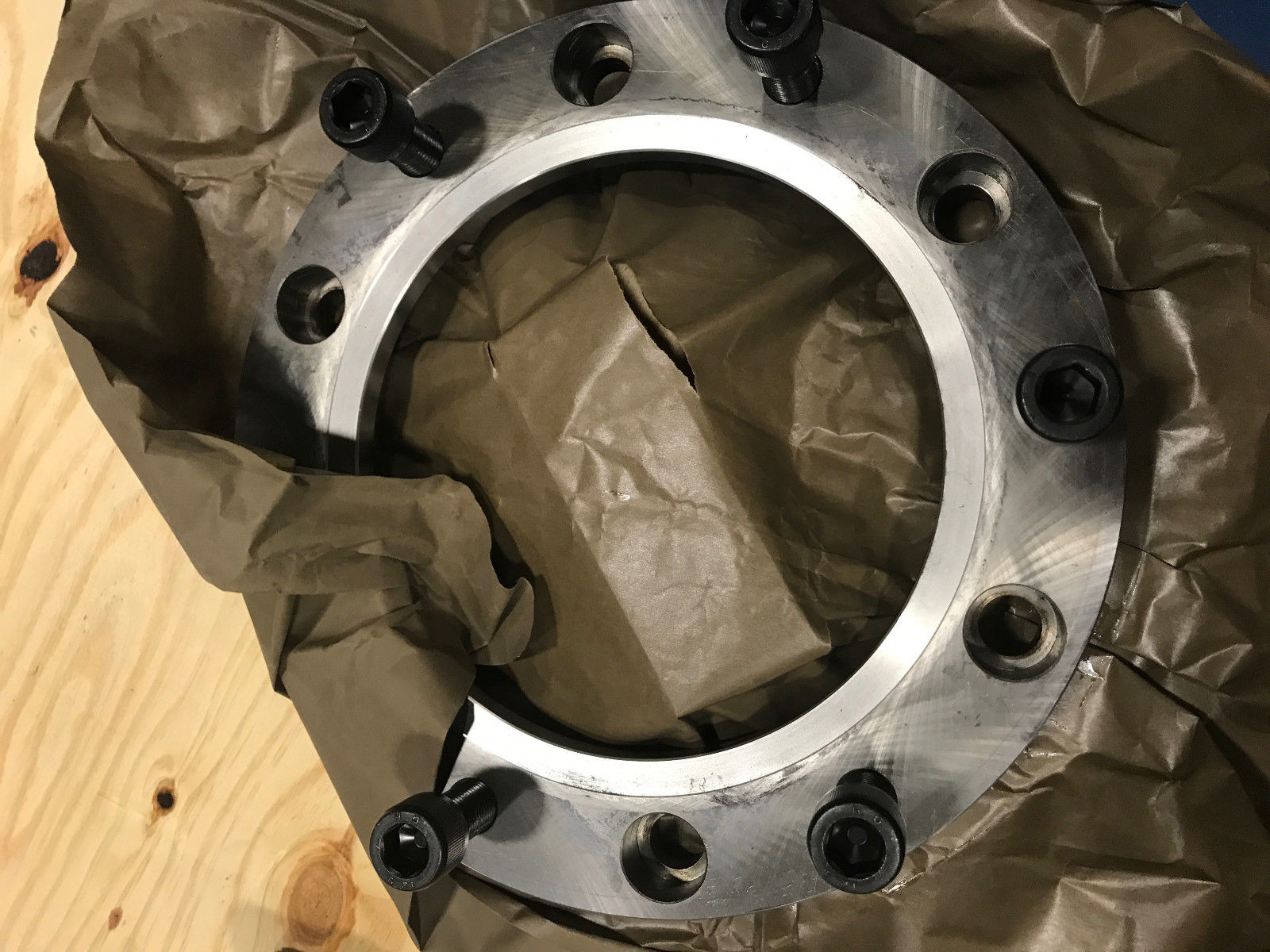 SAMCHULLY HCH-24B Hydraulic 24″ Chuck | Tramar Industries