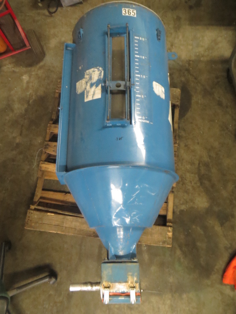 Novatec 300 lb. Material Dryer and Drying Hopper | Zag Equipment Sales