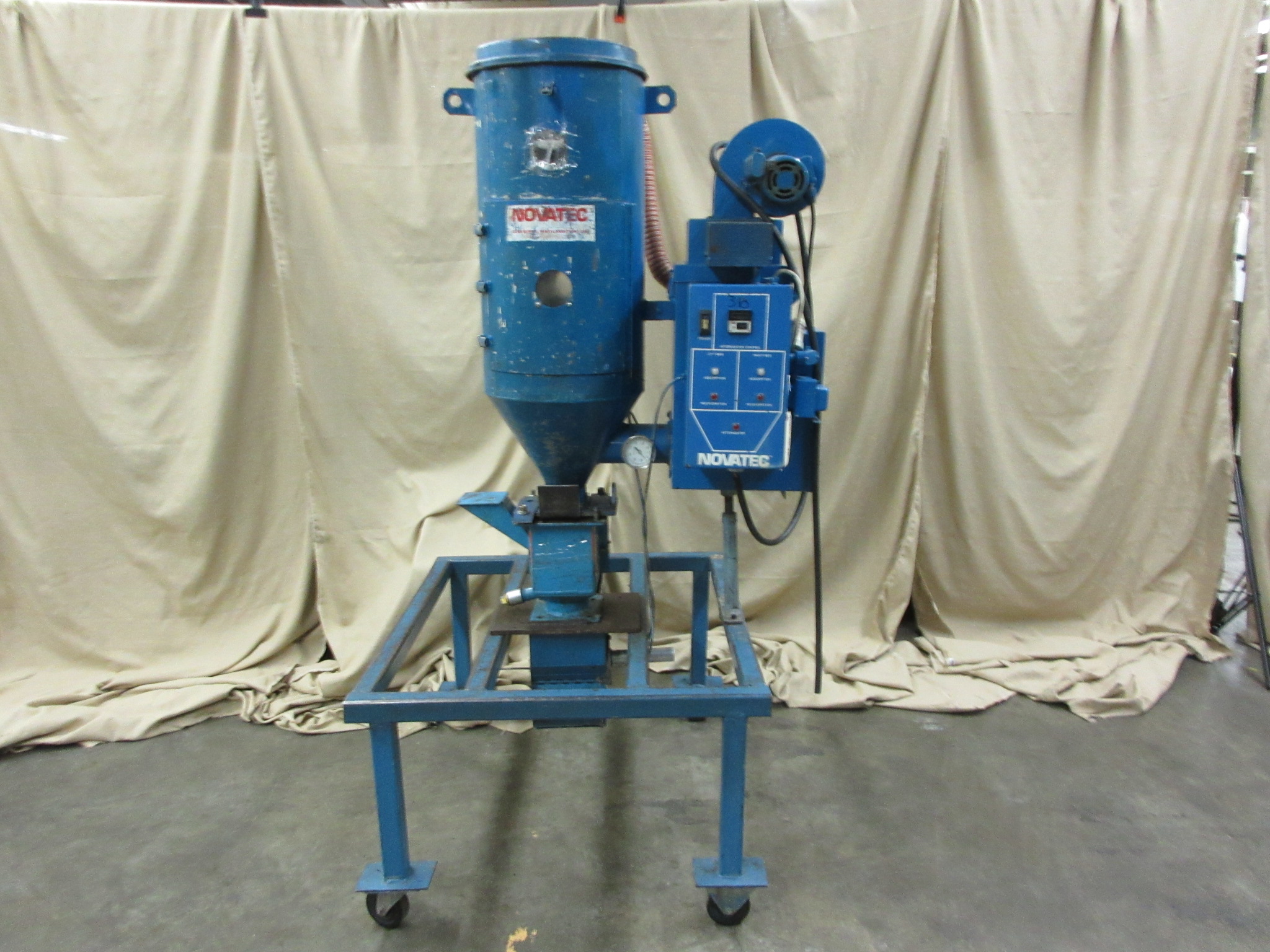 Novatec MD-25 Drying Hopper With Drawer Magnet | Zag Equipment Sales