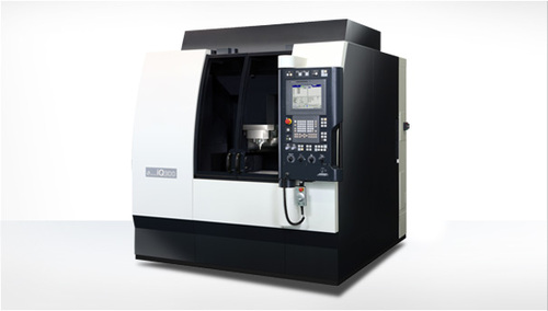 MAKINO IQ300 Vertical Machining Centers - MachineTools.com