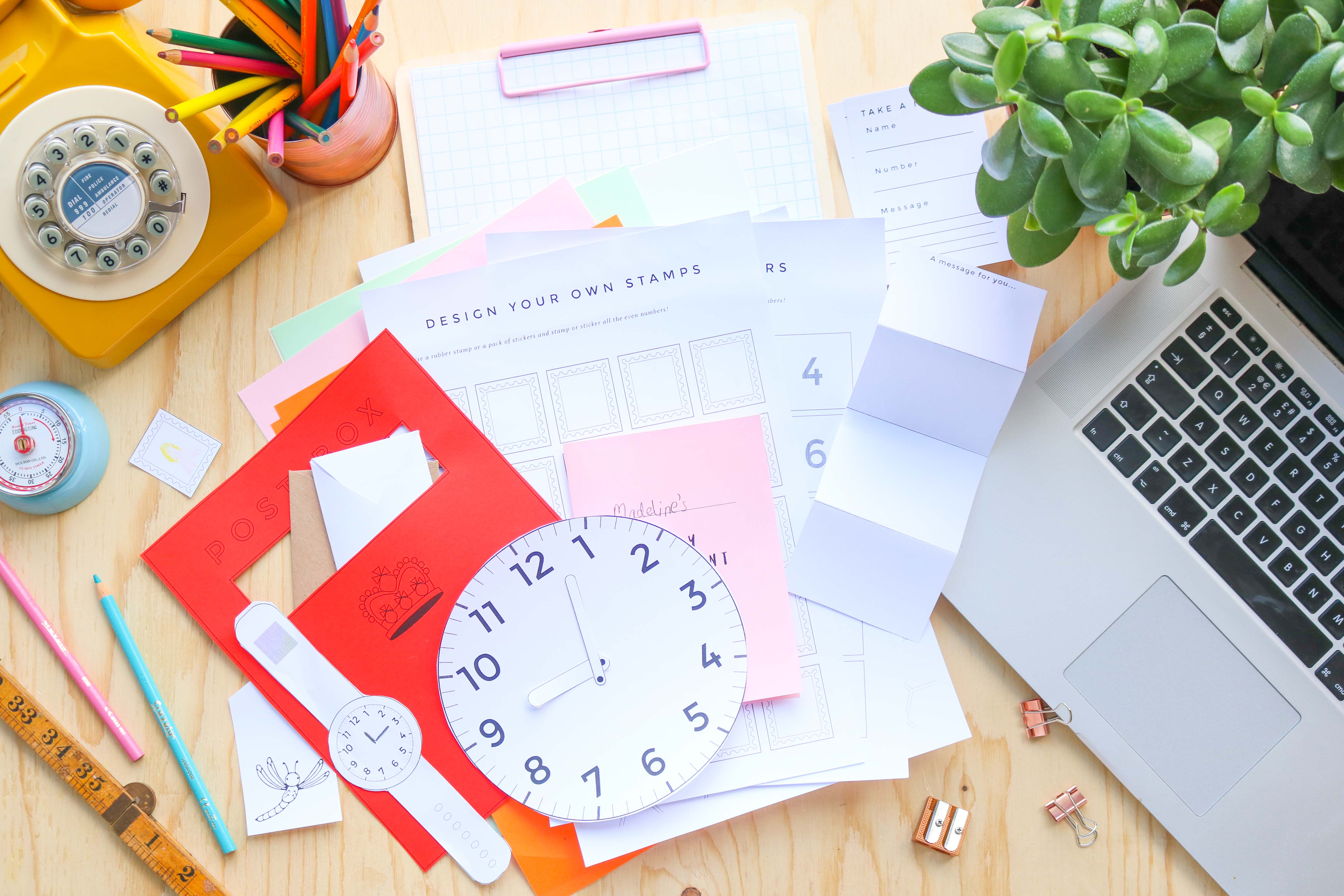 16-Page Free Printable Play Pretend Office Set