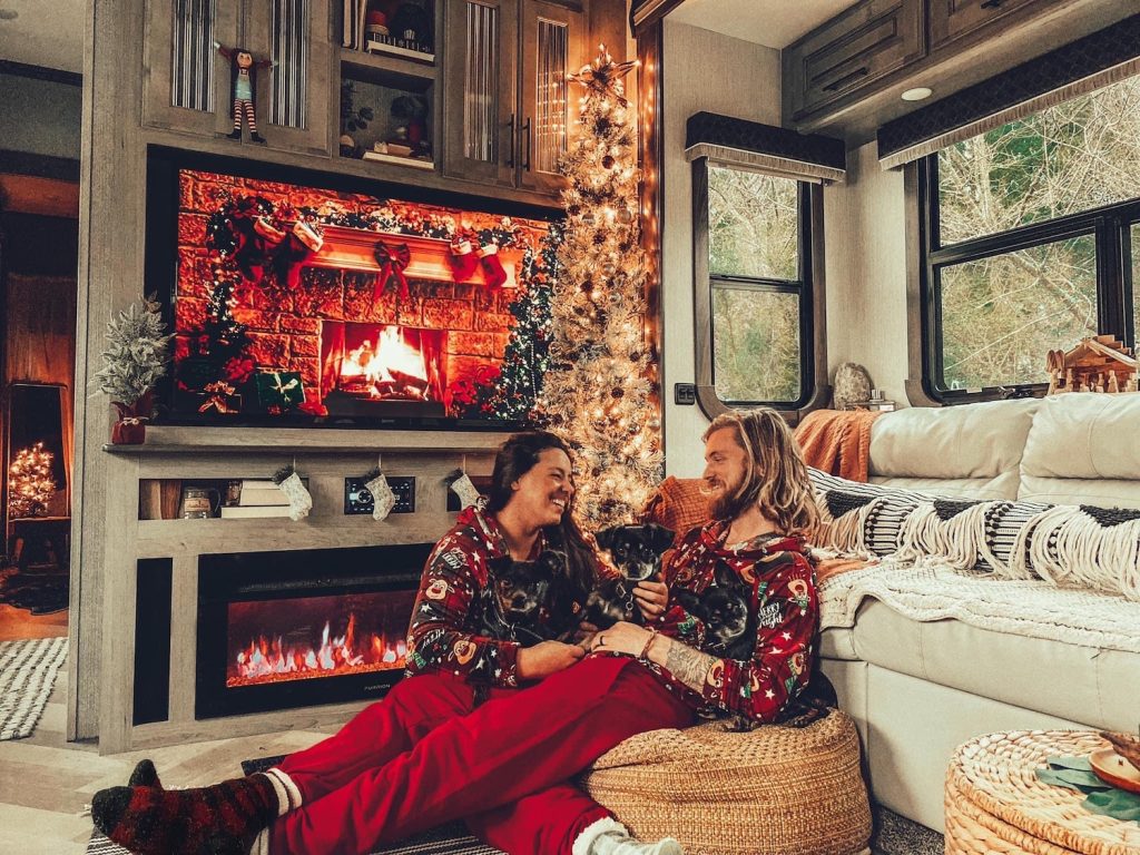 How To Live in an RV Full-Time to Save on City Living | Camping World Blog