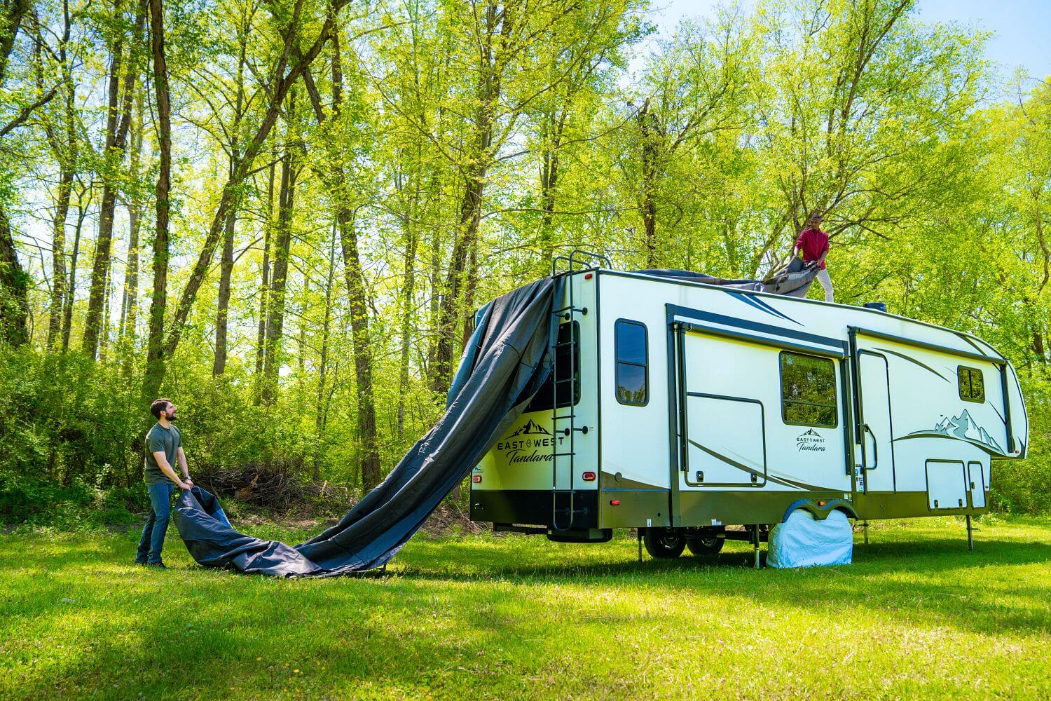 A Hurricane Preparedness Checklist for RV, Boat, & Home - Camping World ...