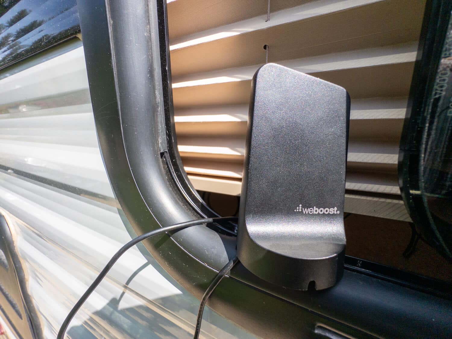 Everything You Need to Know About Cell Signal Boosters - Camping World Blog