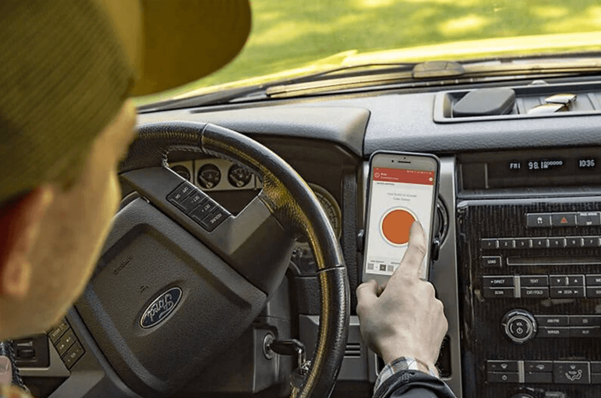 What Is a Trailer Brake Controller and How to Use One - Camping World Blog