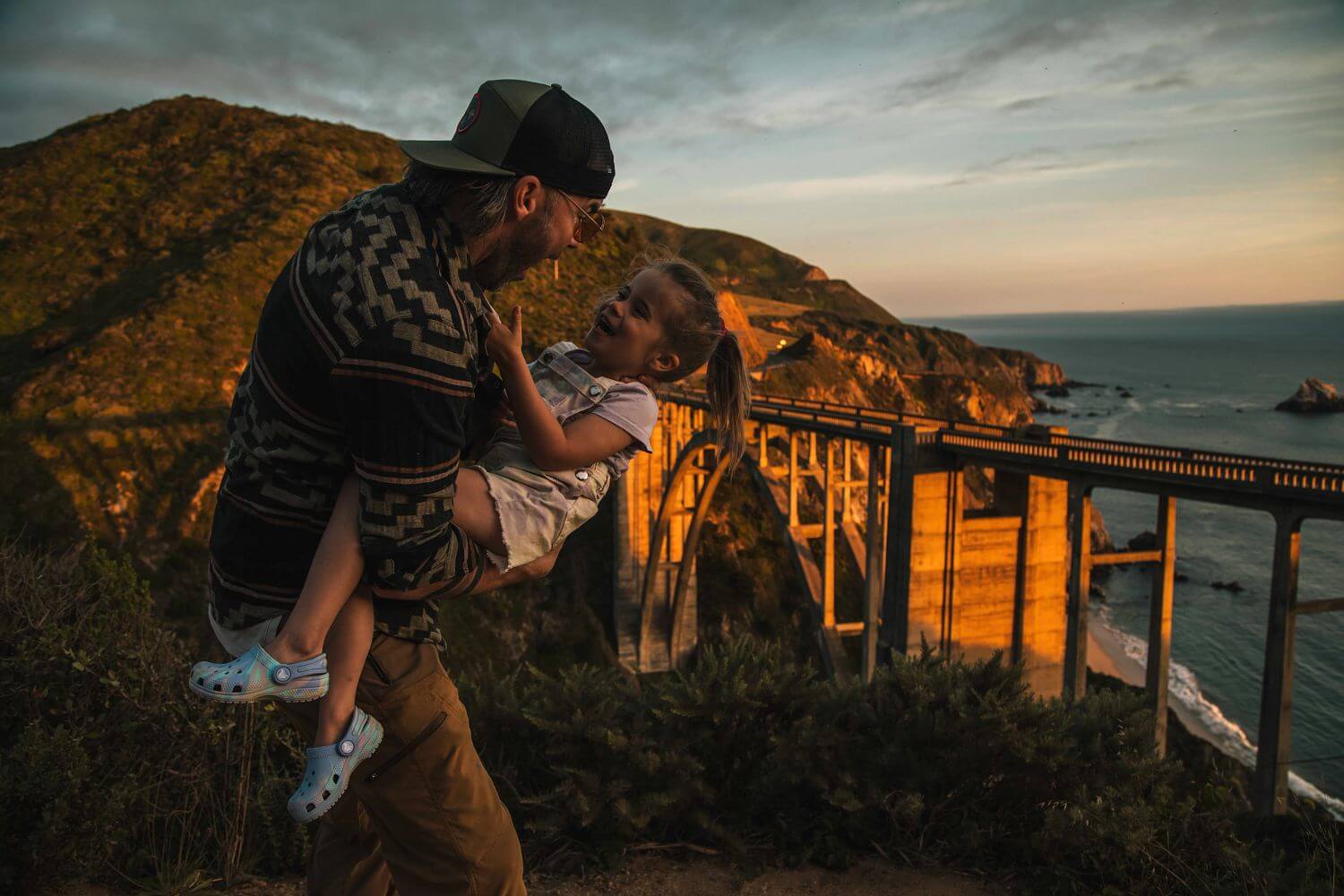 Embrace the Analog With the Coleman Lantern LT 17R - Camping World Blog