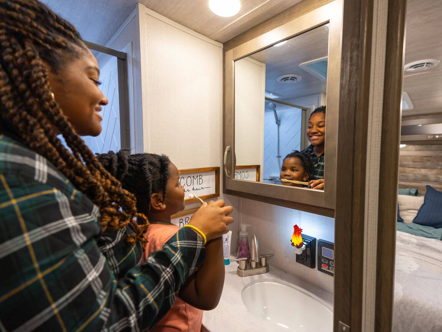 15 Best Small Campers: Ultimate Buying Guide | Camping World RV Sales