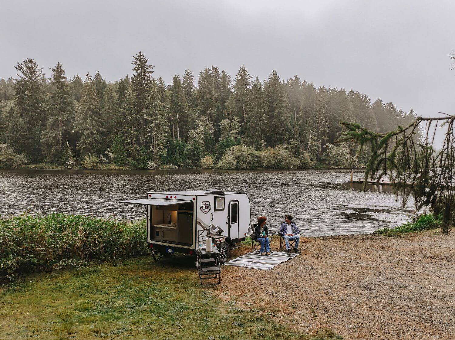 15 Best Small Campers: Ultimate Buying Guide | Camping World RV Sales