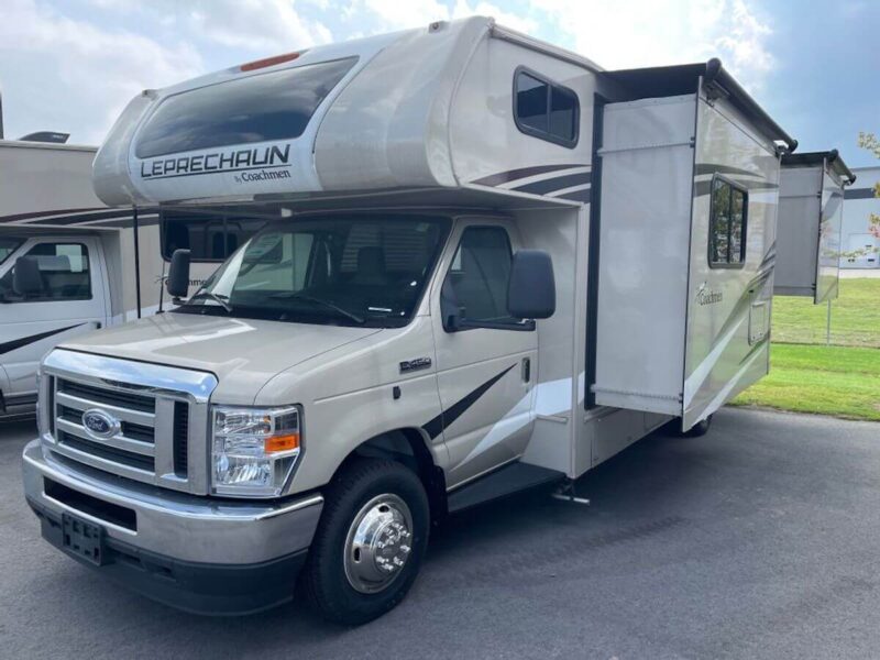 9 Best Class C RV Motorhomes: Buying Guide | Camping World RV Sales