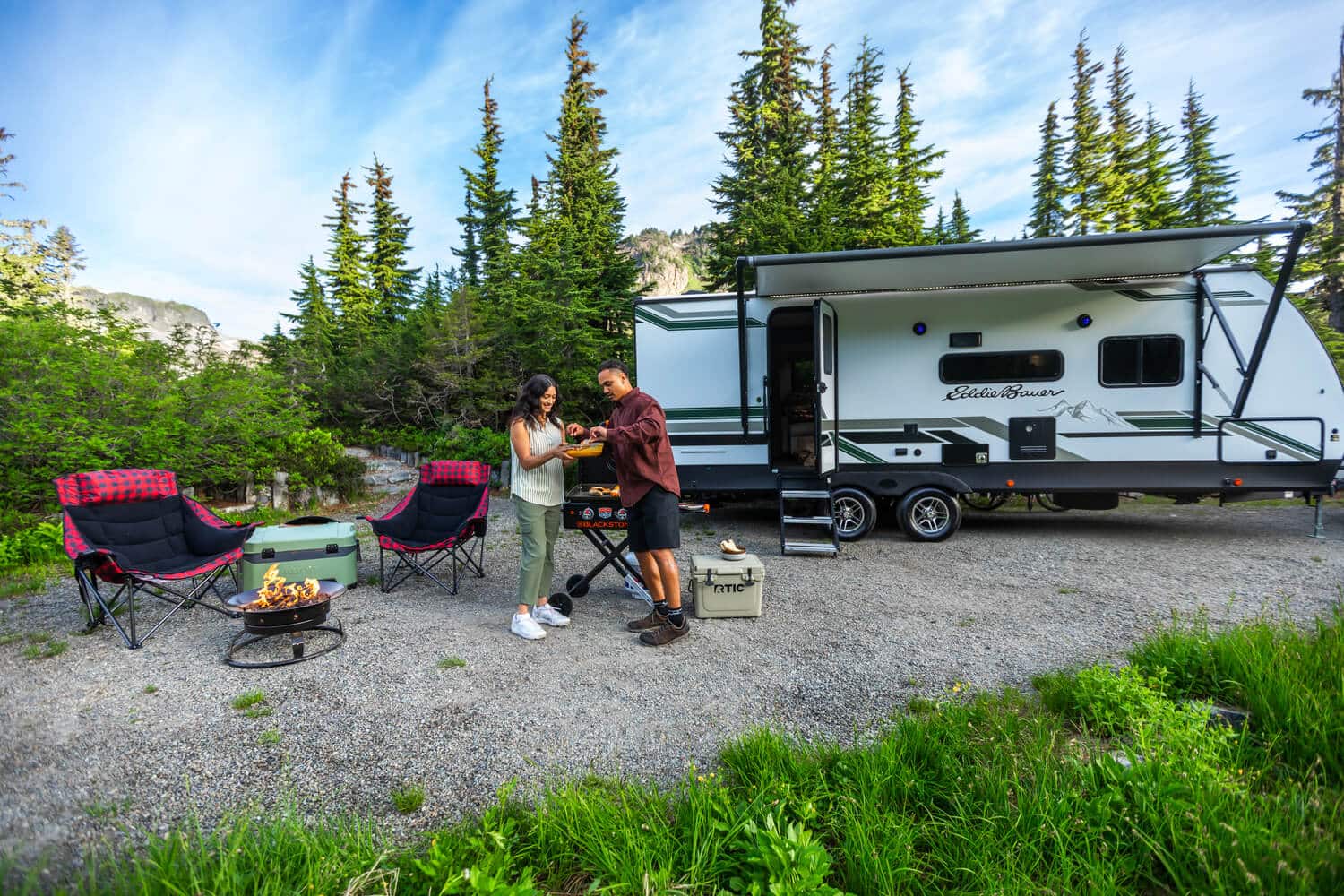A Comprehensive RV Setup Checklist for Your Campsite - Camping World Blog
