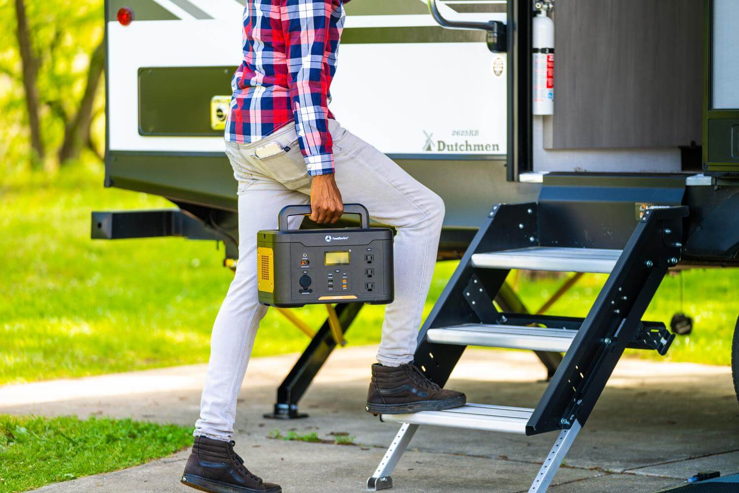 10 Must-Have Coleman Rubicon 1400BH Upgrades - Camping World Blog