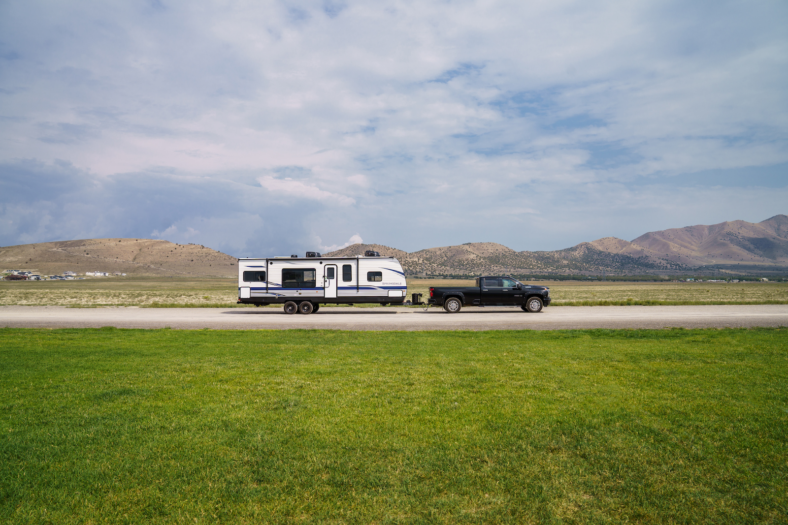 The Types of Towable RVs Explained | Camping World Blog