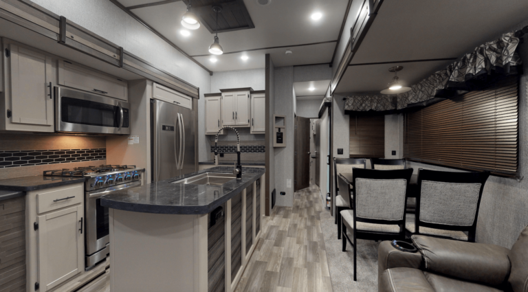 The Best RVs for Families of 2024 | Camping World Blog