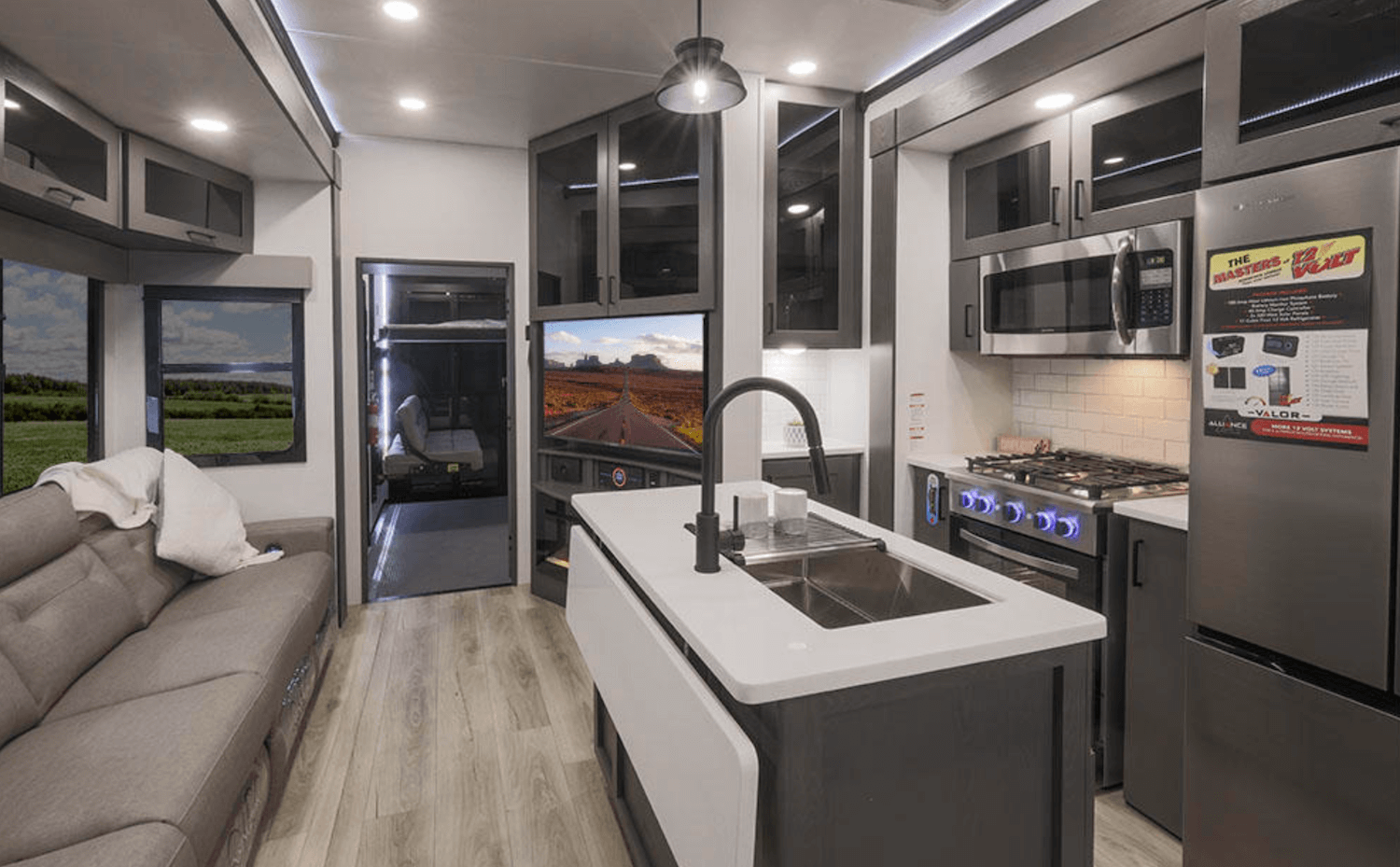 The Best RVs for Families of 2024 | Camping World Blog