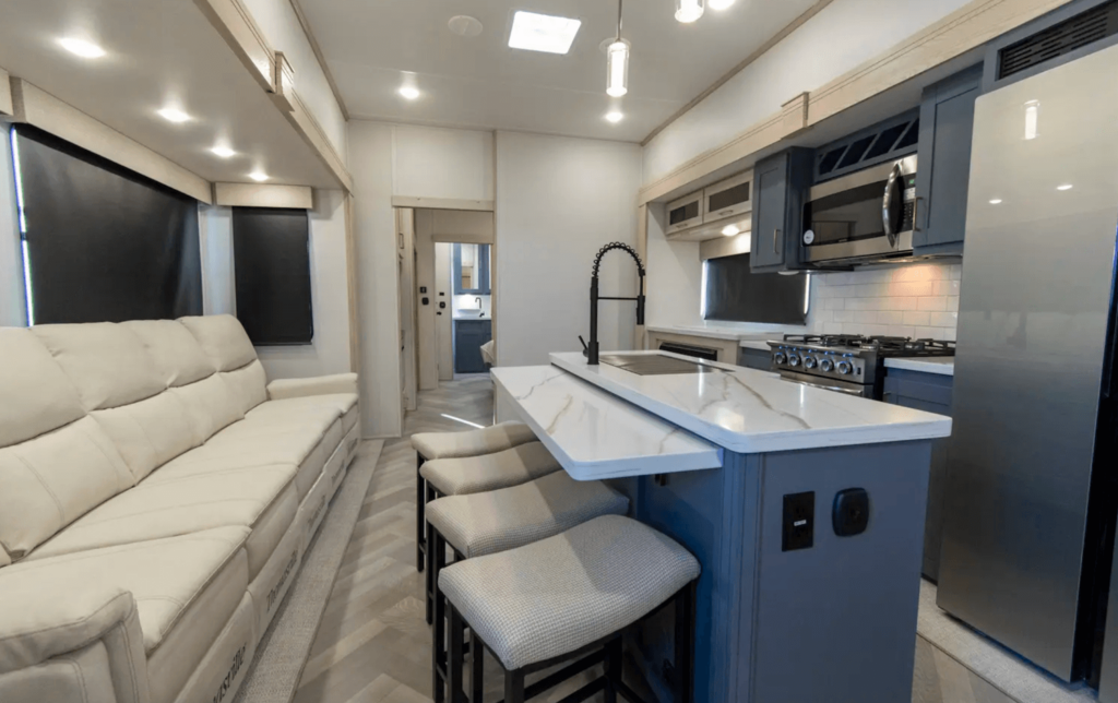 The Best RVs for Families of 2024 | Camping World Blog