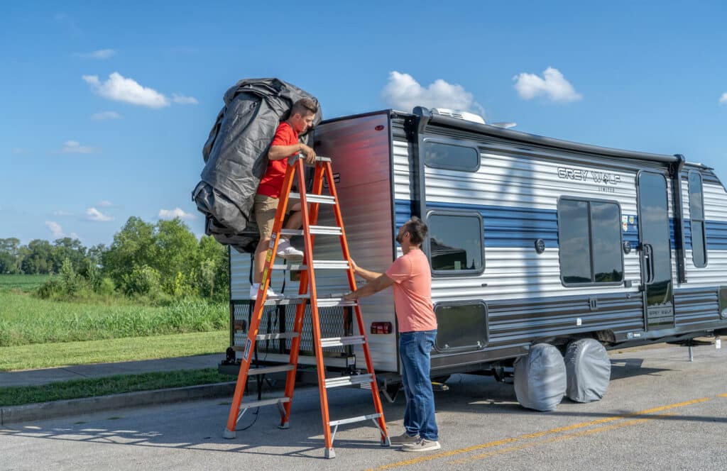 Are RV Ladders Standard For All RVs? | Camping World Blog
