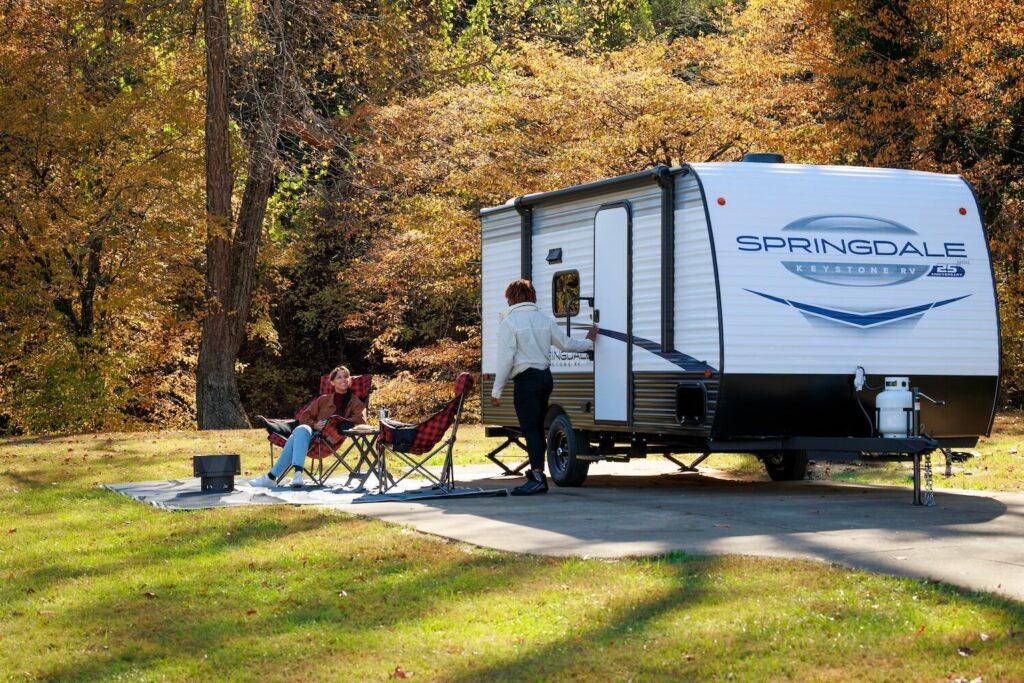 The Best 2024 Travel Trailers Under 5,000 Pounds | Camping World Blog