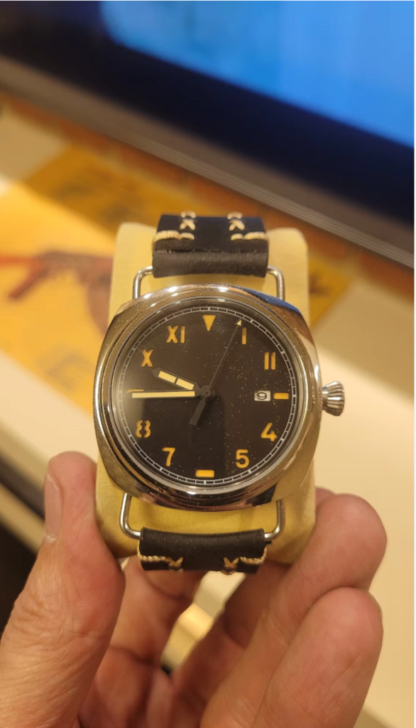 1930s Automatic Cali Vintage Diver's Watch - Men's Leather Strap Watch ...