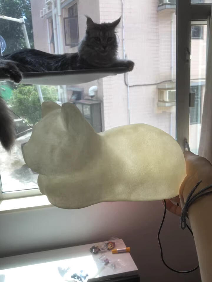 'Cozy Cat Light Lamp' | Dreamy and Adorable Loafing Cat Night Lamp ...