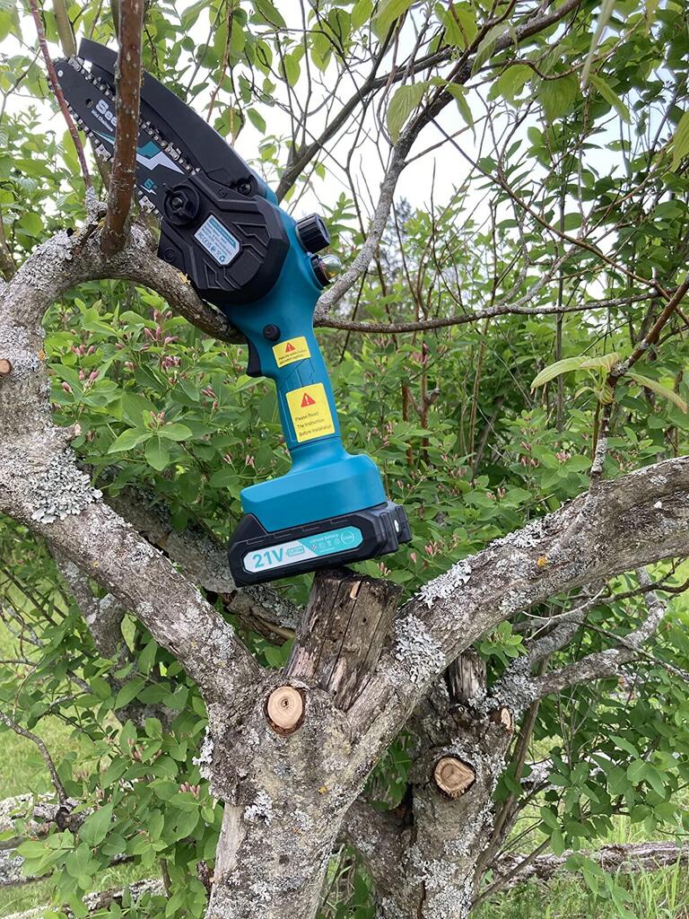 Seesii M6 Plus 6 inch Mini Chainsaw Cordless,2x2000mAh Battery Chainsa ...