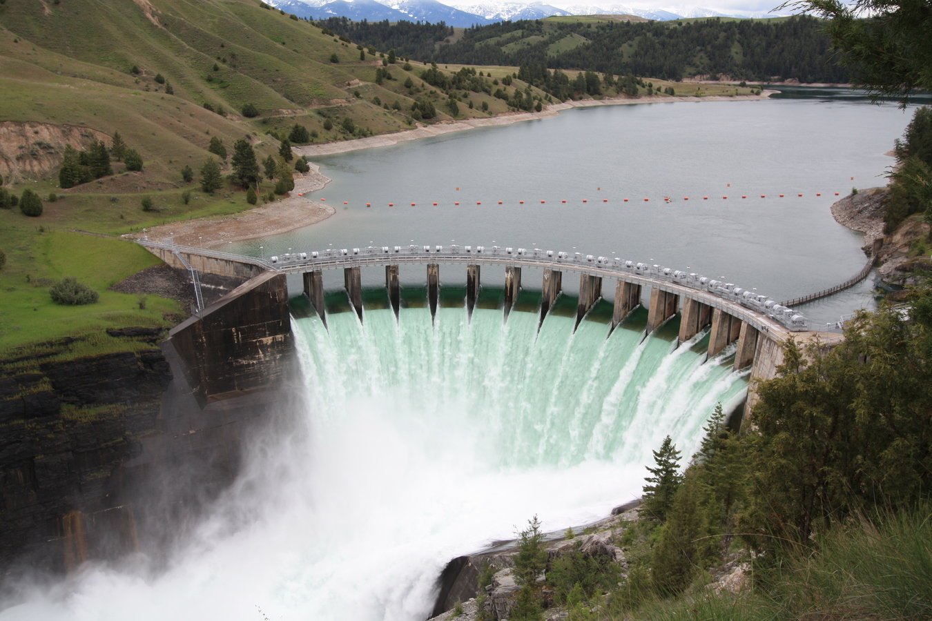 Structures Subjected To Hydraulic Loads
