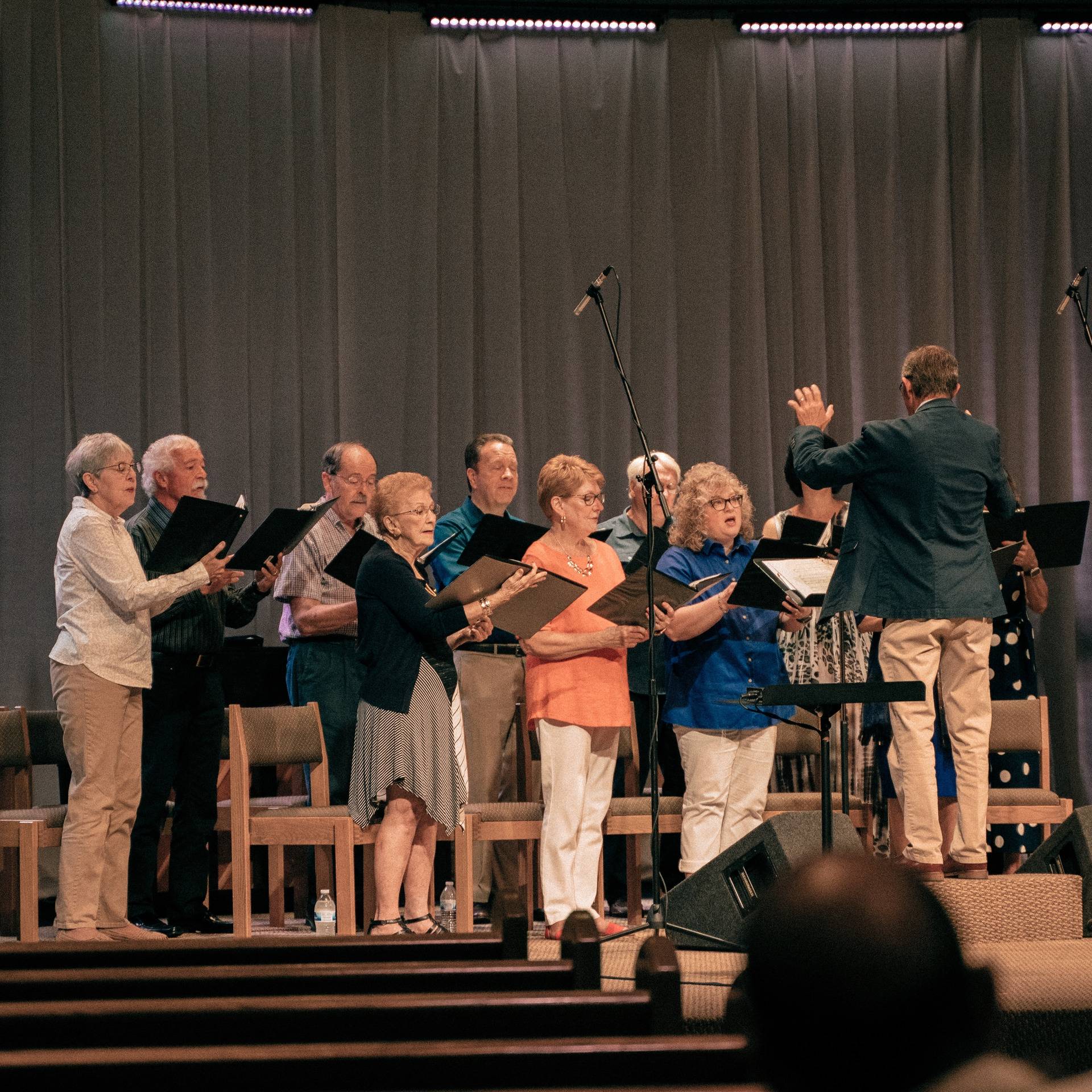 Centerville Community Church | SERVICES