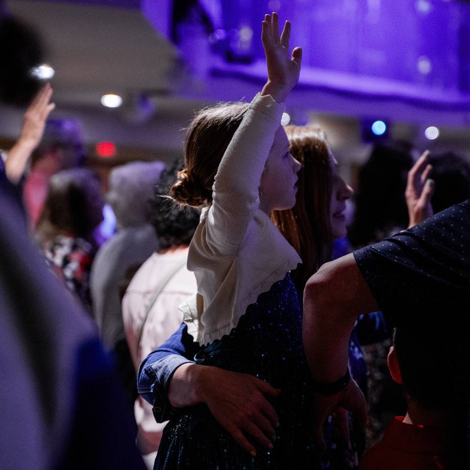 Centerville Community Church | SERVICES