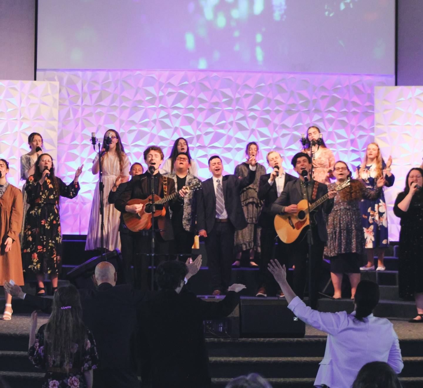 Calvary Church | Worship Services