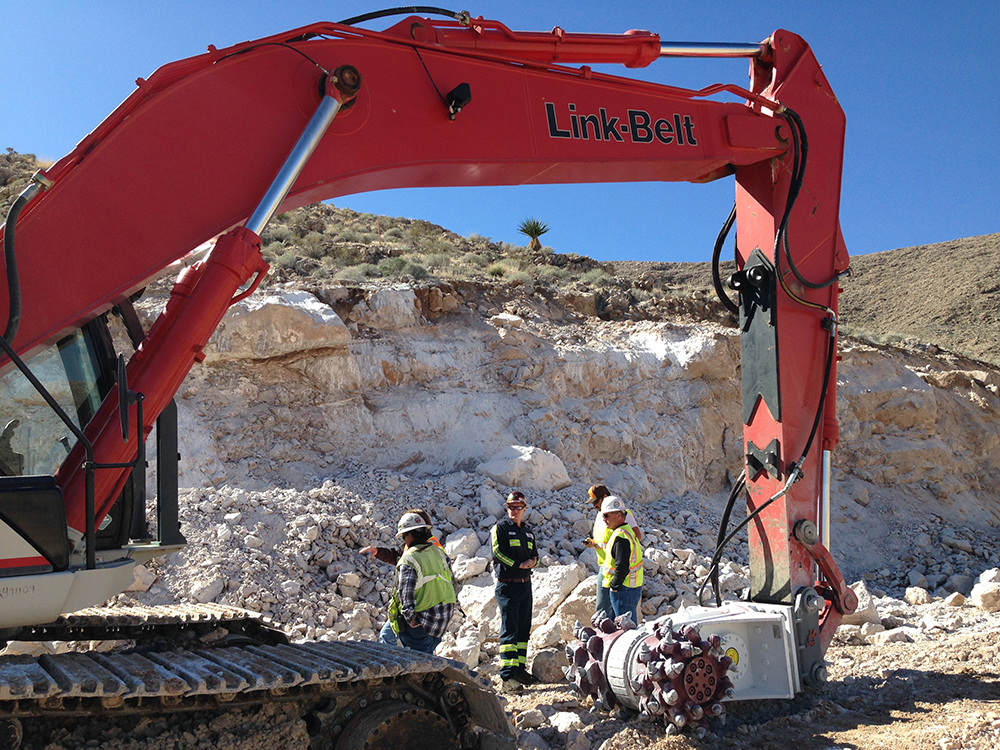 Antraquip AQ5 on Linkbelt 470 - Hard Rock Ledge Removal in Las Vegas ...