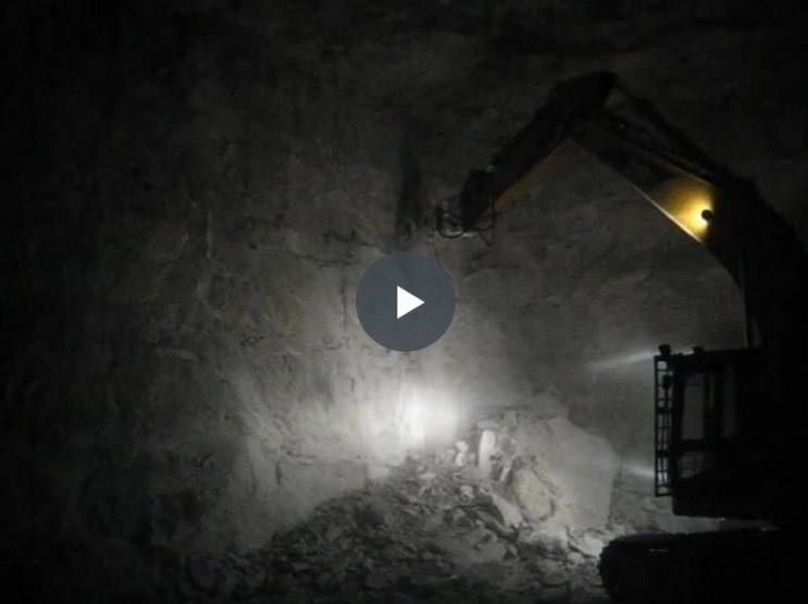 AQ-4 on CAT325 Scaling Underground Limestone Mine | Antraquip