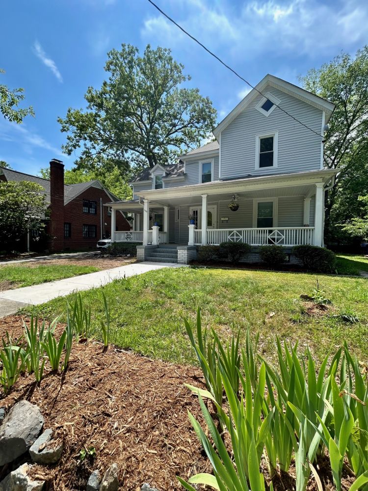 Near Duke - Housing Guide - The Chronicle's guide to housing and dining ...