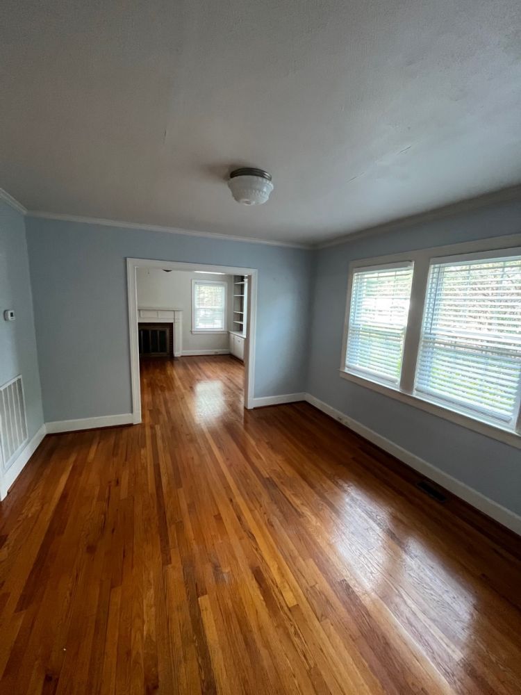 Near Duke - Housing Guide - The Chronicle's guide to housing and dining ...