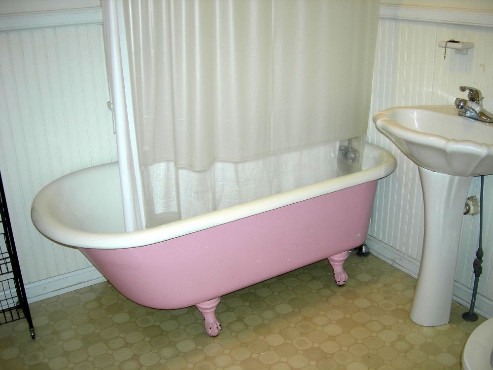 Near Duke - Housing Guide - The Chronicle's guide to housing and dining ...