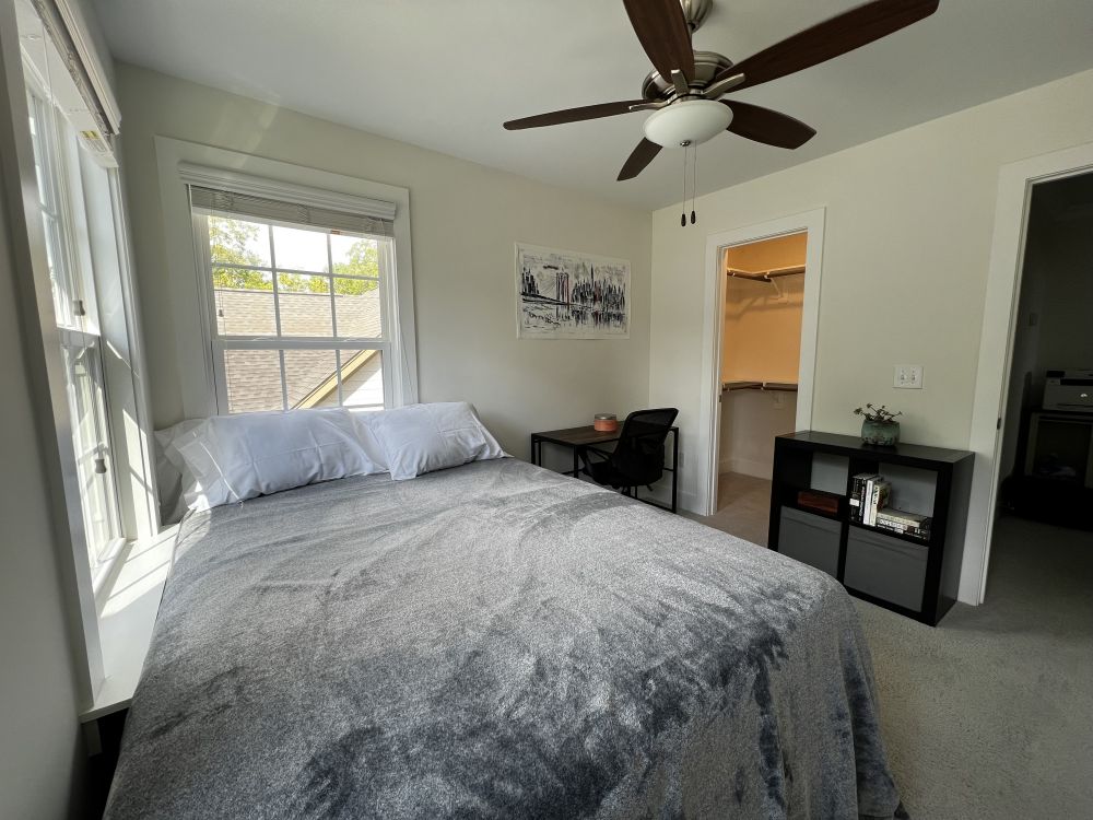 Near Duke - Housing Guide - The Chronicle's guide to housing and dining ...