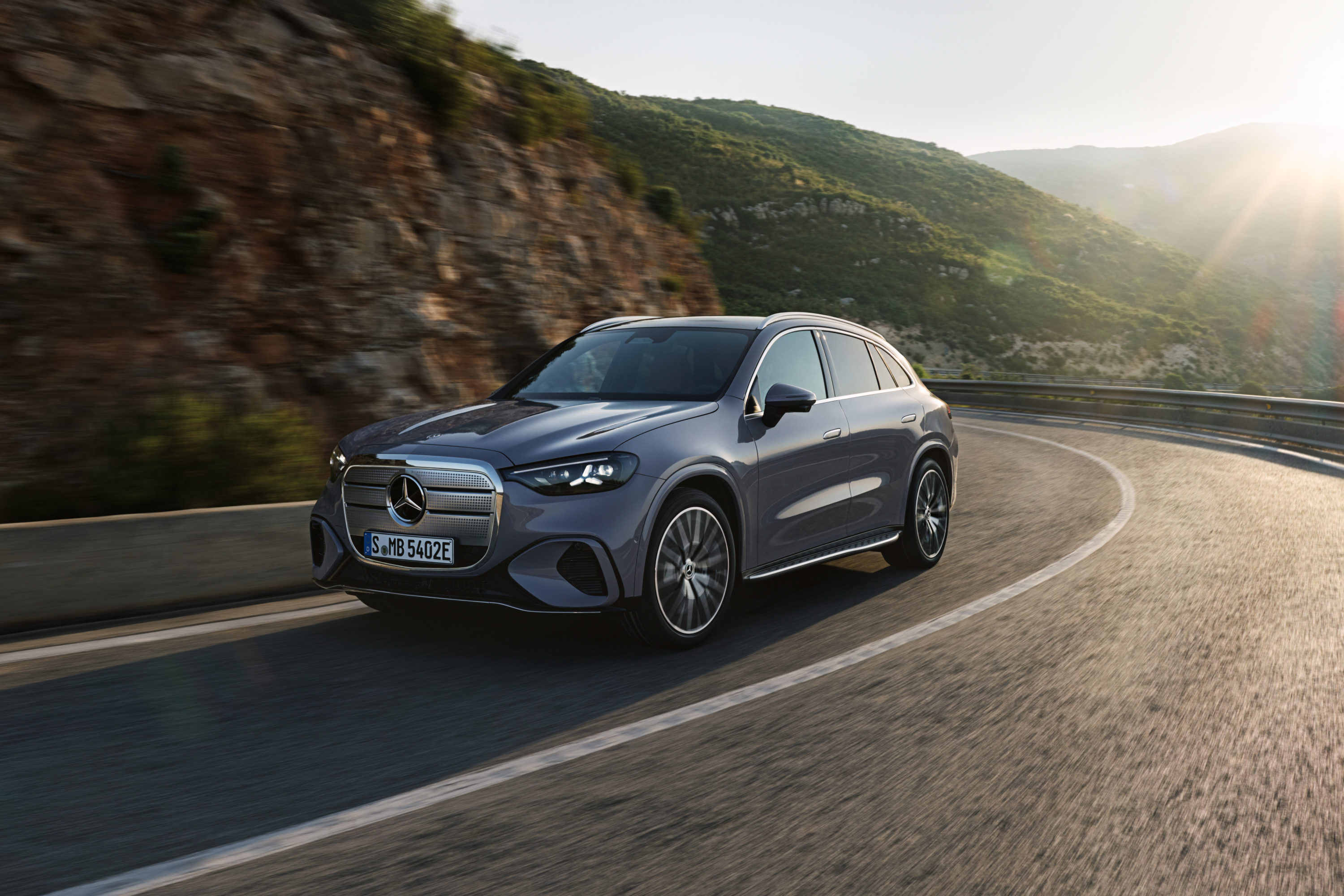 The All-New 2026 Mercedes-Benz GLC EV Redefines Luxury SUVs with Range, AI, and Design ...