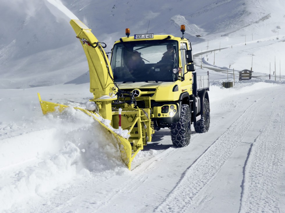Unimog U 216 to Unimog U 530 Implement Carriers Now More Powerful ...