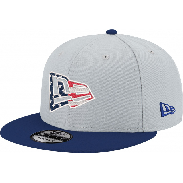 New Era / Adult USA Flag 9Fifty Snapback Hat