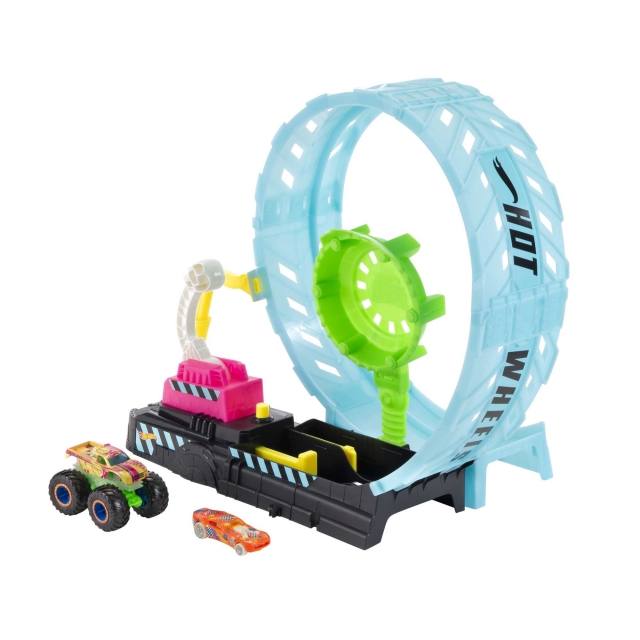 Mattel / Hot Wheels Monster Trucks Glow-In-The Dark Epic Loop Challenge ...