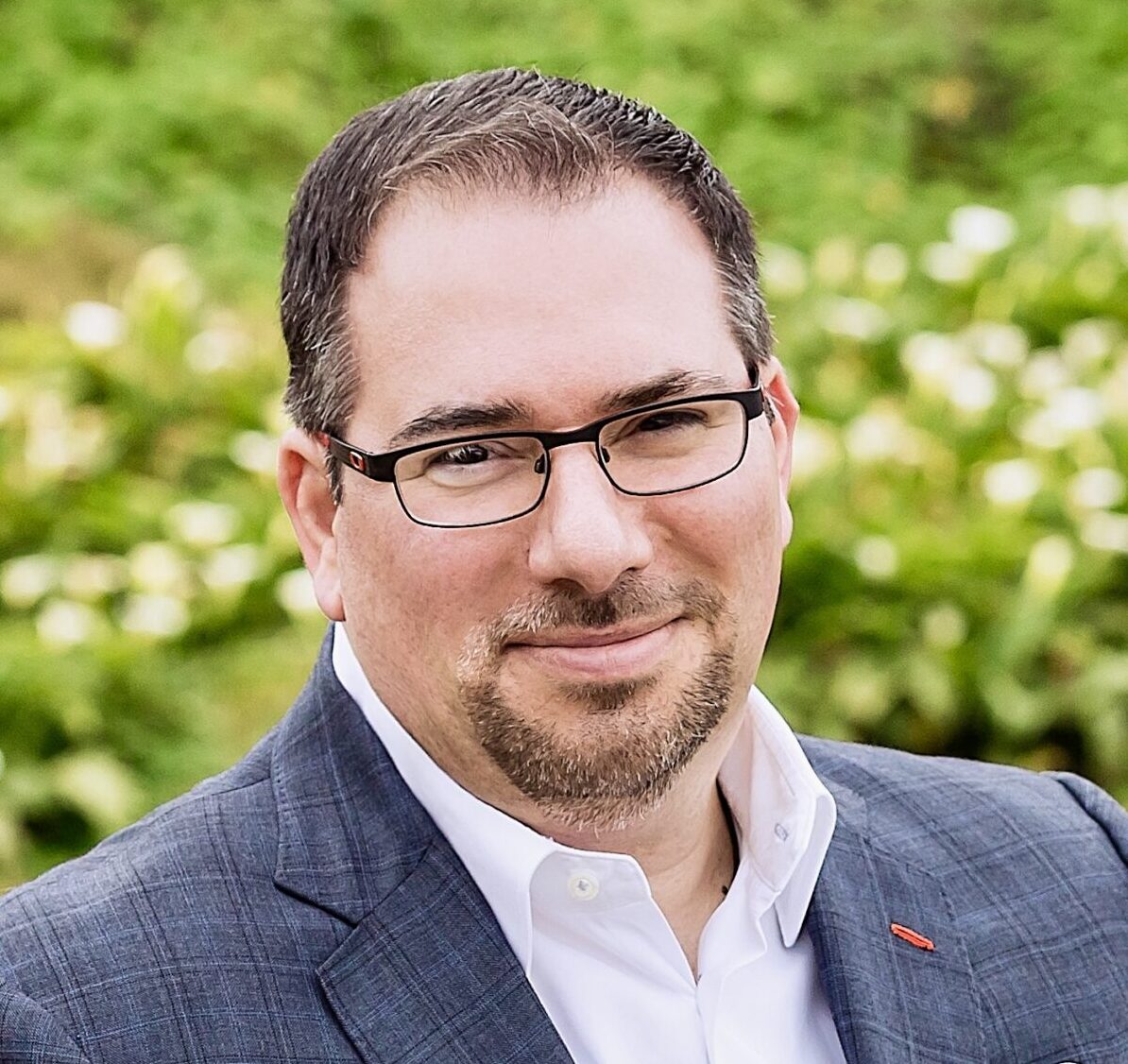 Andrew Koenigsberg • Maestra