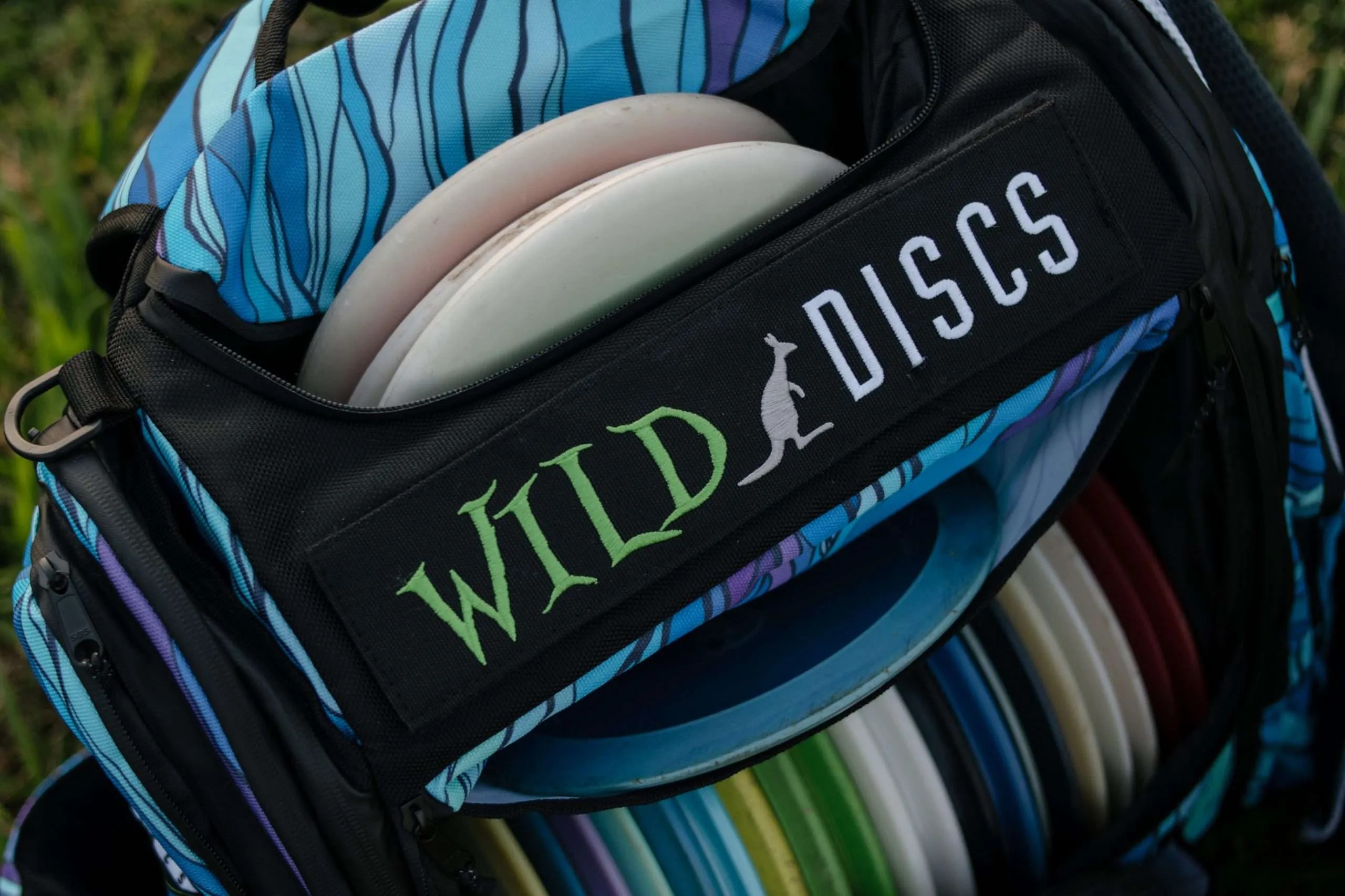Wild Discs Kangaroo Bag • Marshall Street Disc Golf