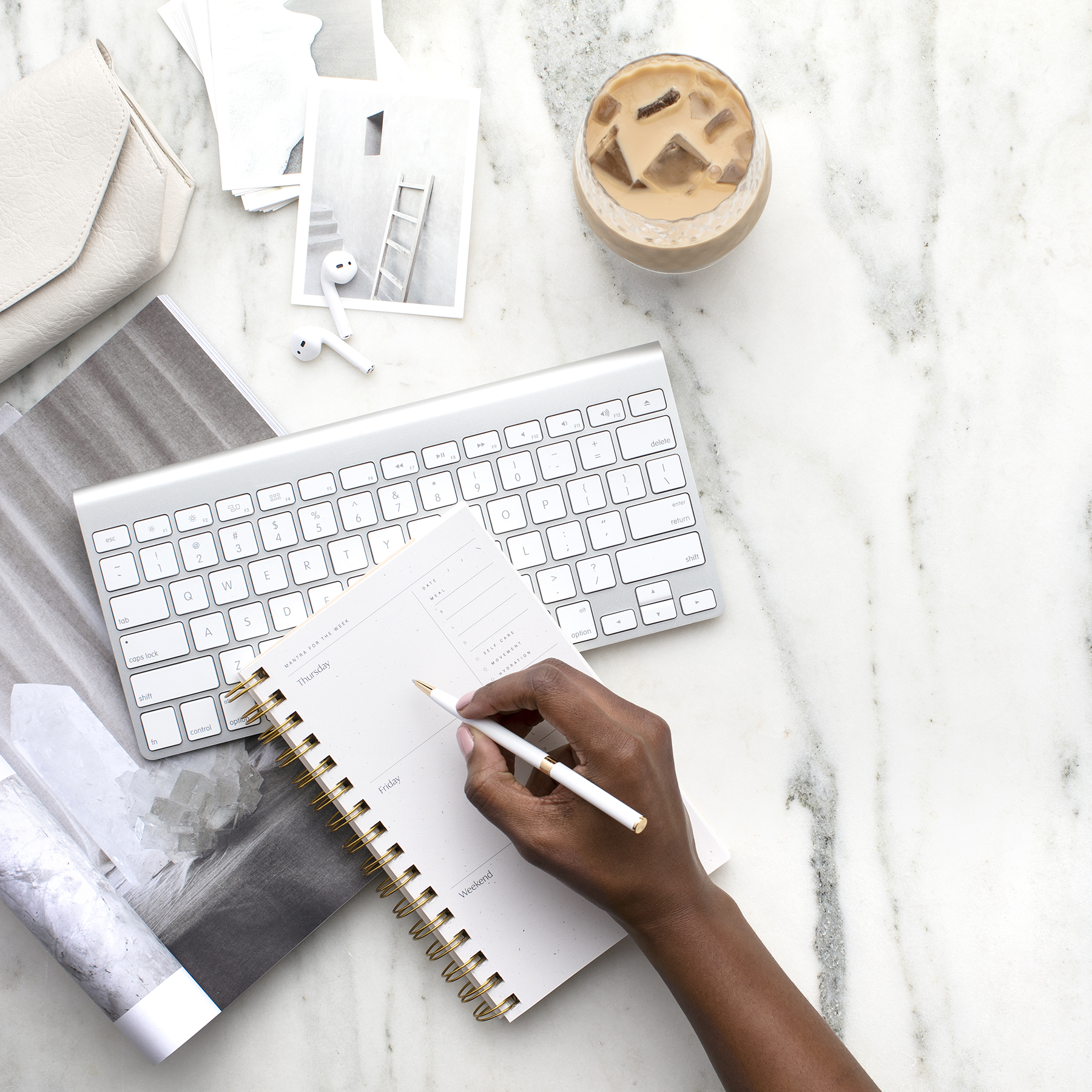 Elevae_23_0000002786