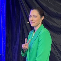 Julia Ley Email & Phone Number | Primark Head Of Communication Contact ...