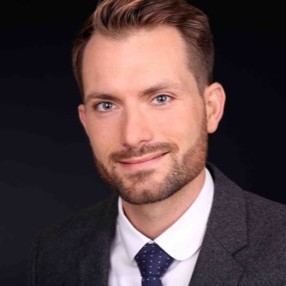 Peter Schwarz email address & phone number | CargoBeamer AG Senior ...